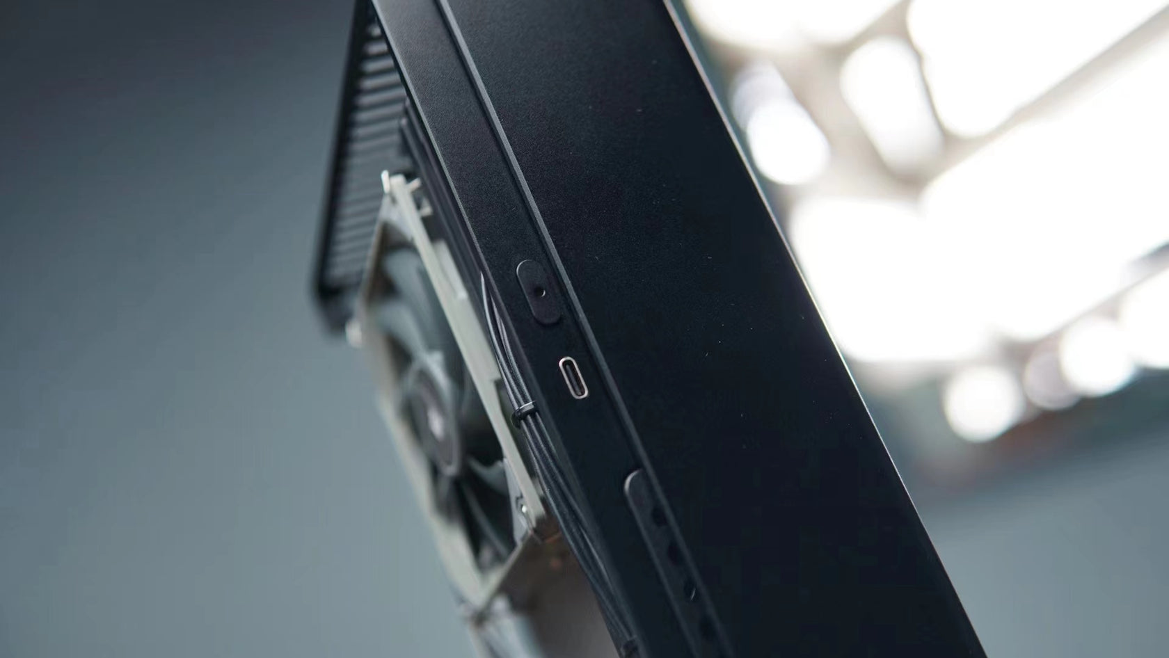 XTIA Slim variable volume computer case – XTIA shop